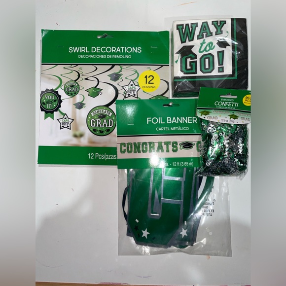 Party Supplies | Nwt Party City Graduation Party Decoration Kit See ...